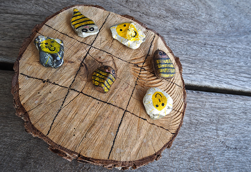 12 Fun Thanksgiving Party Games For Family And Guests | TG